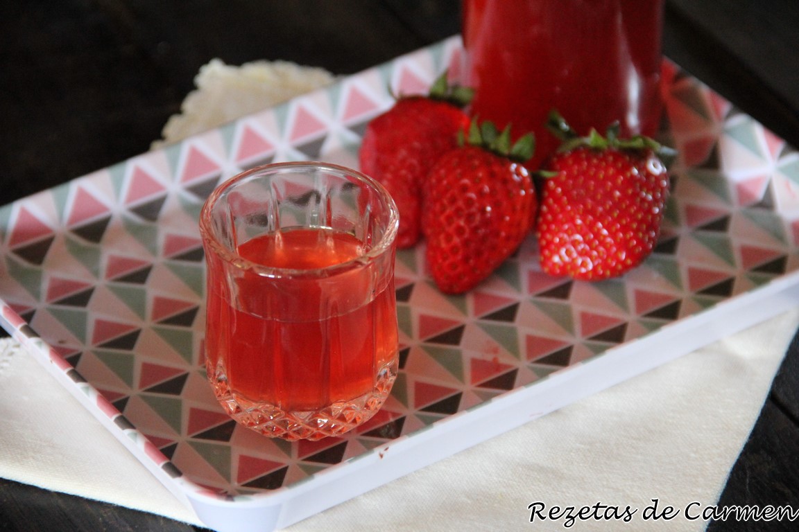 Licor de fresas
