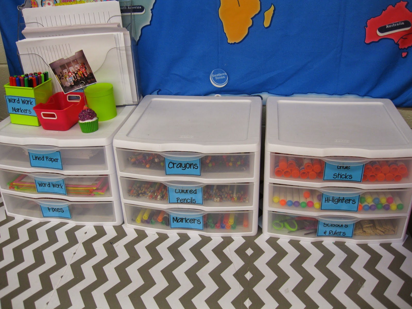 The Short and Sassy Teacher: Classroom Tour...It's About Damn Time ...