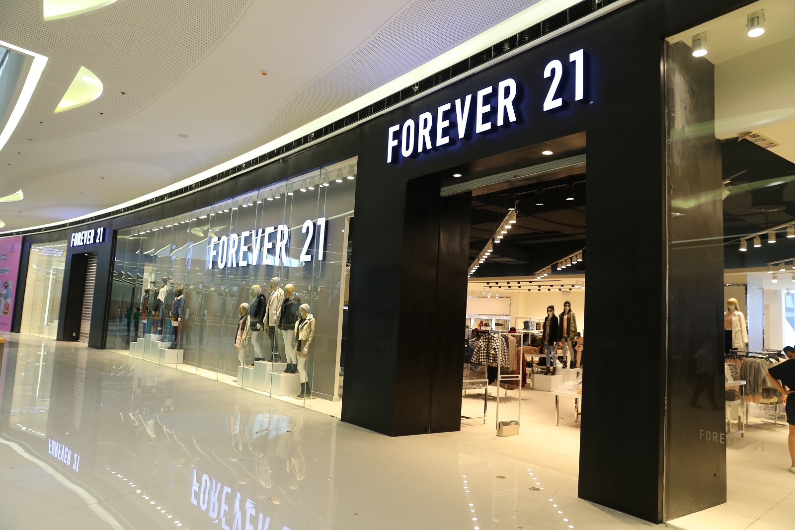 Forever21 Opens at SM Seaside City - Perfumed Red Shoes x For Every ...