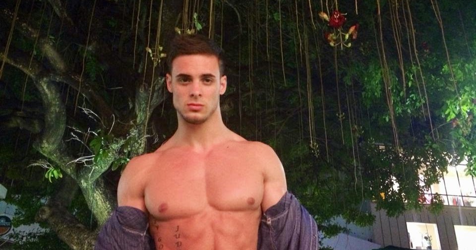 Daily Bodybuilding Motivation: The Amazing Physique and Muscle of Logan ...