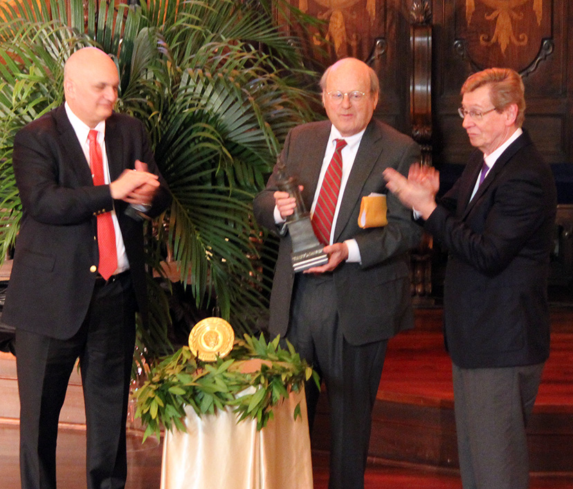 ArchitectureChicago PLUS: Thomas Beeby receives Driehaus Prize Today ...