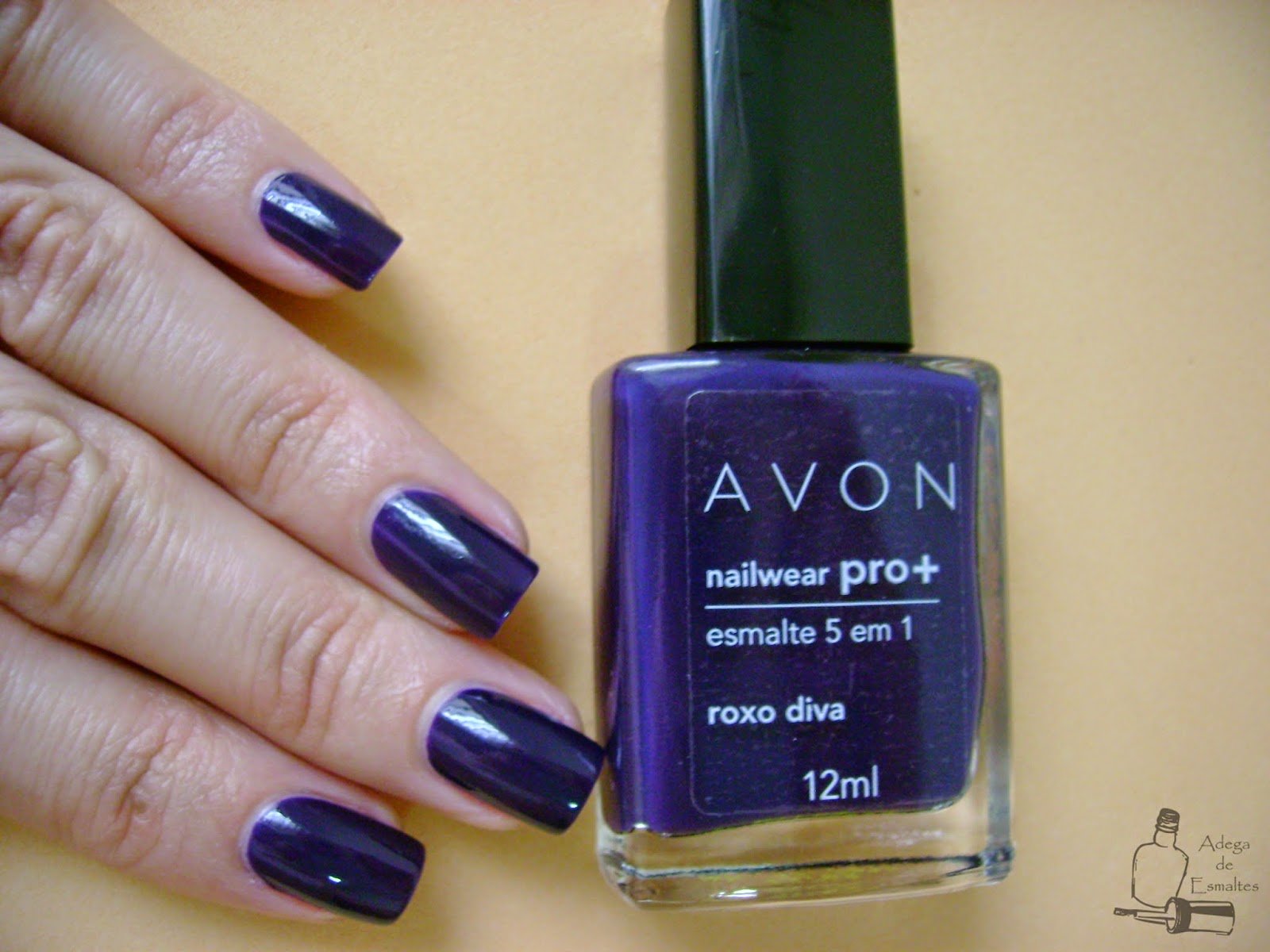 Adega de Esmaltes: Roxo Diva - Avon