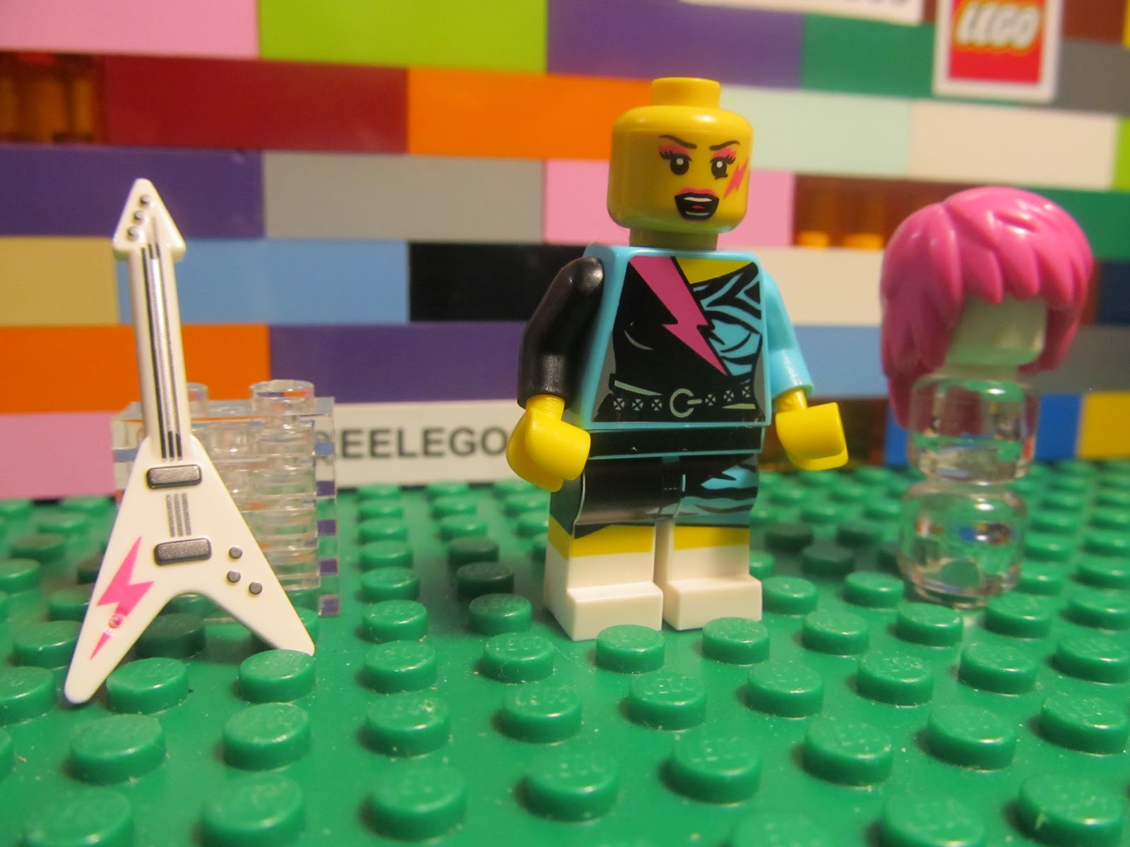 Lego Rockstar Rocker Girl Minifigure w Pink Hair Guitar Series 7 | eBay