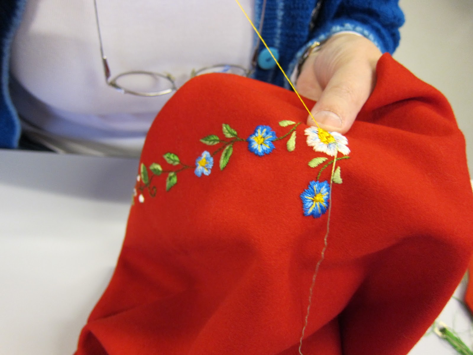 Majkens kreative hjørne: Skønne broderier til nationaldragten