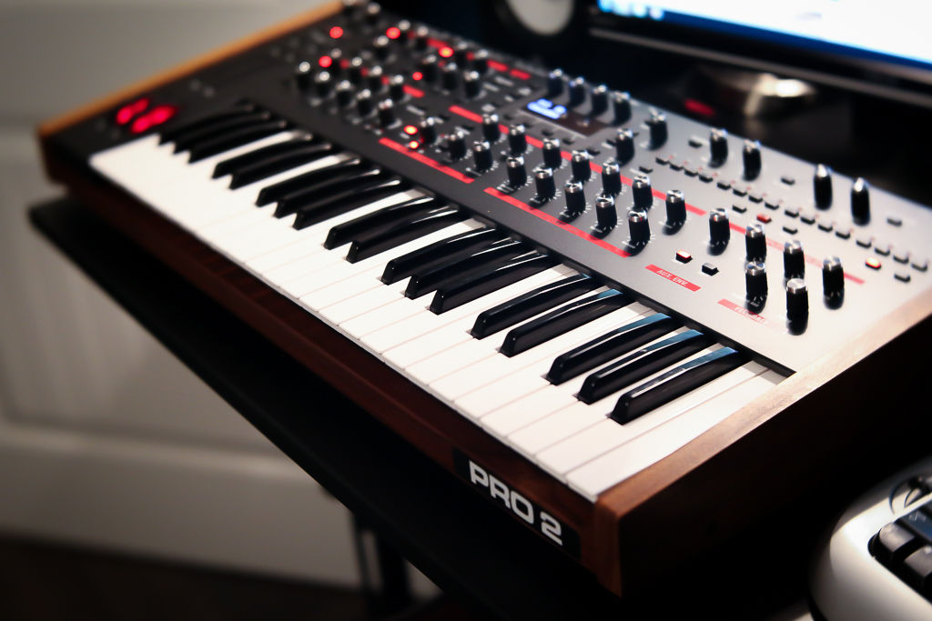 MATRIXSYNTH: Dave Smith DSI Pro 2 Analog Digital Hybrid Synthesizer