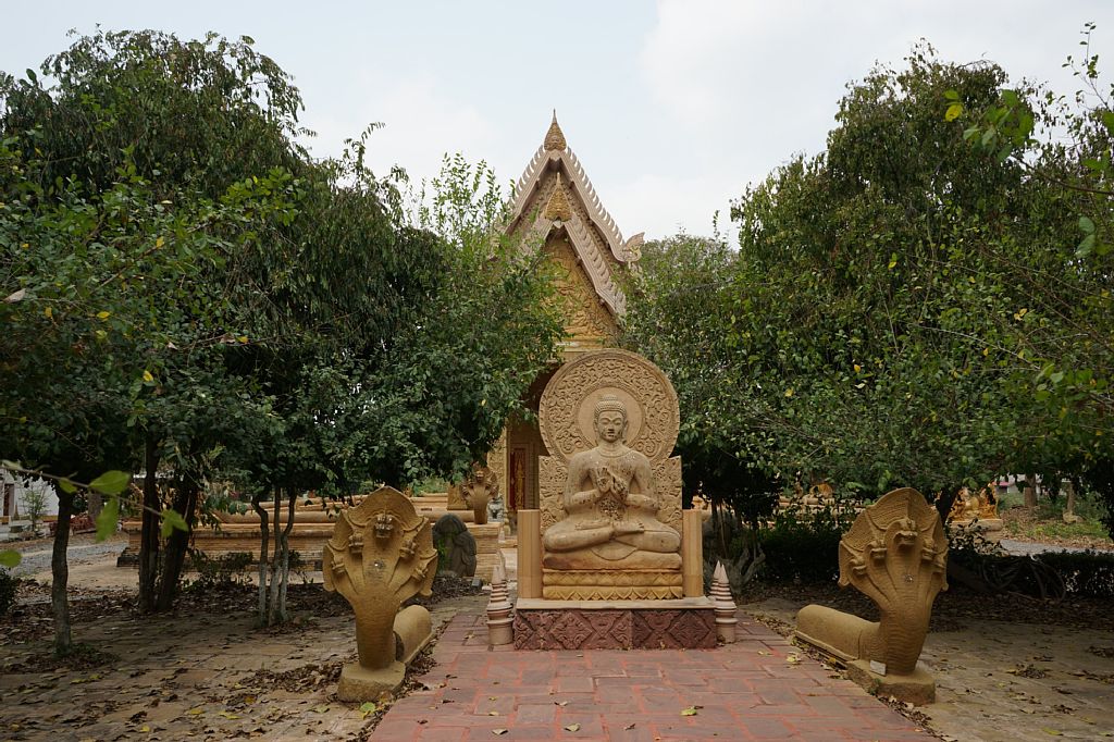 泰国の変なスポット: Wat Fang / Ang Thong