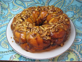 Meagan's First Kitchen: Surprise Monkey Bread
