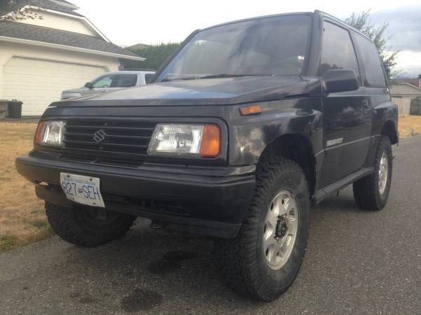 1992 Suzuki Sidekick 2-Door 4x4 SWB - 4x4 Cars