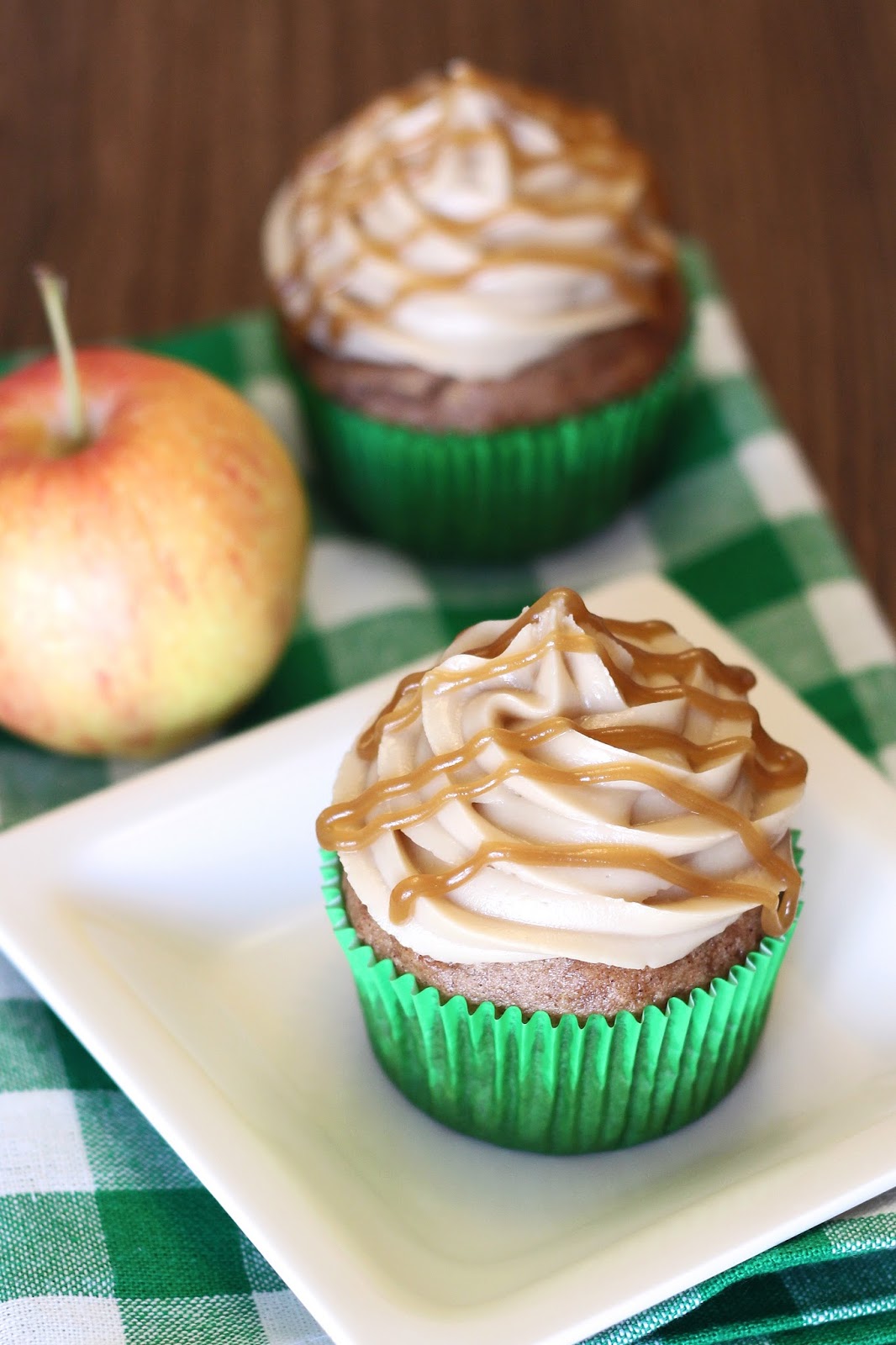 gluten free vegan caramel apple cupcakes - Sarah Bakes Gluten Free