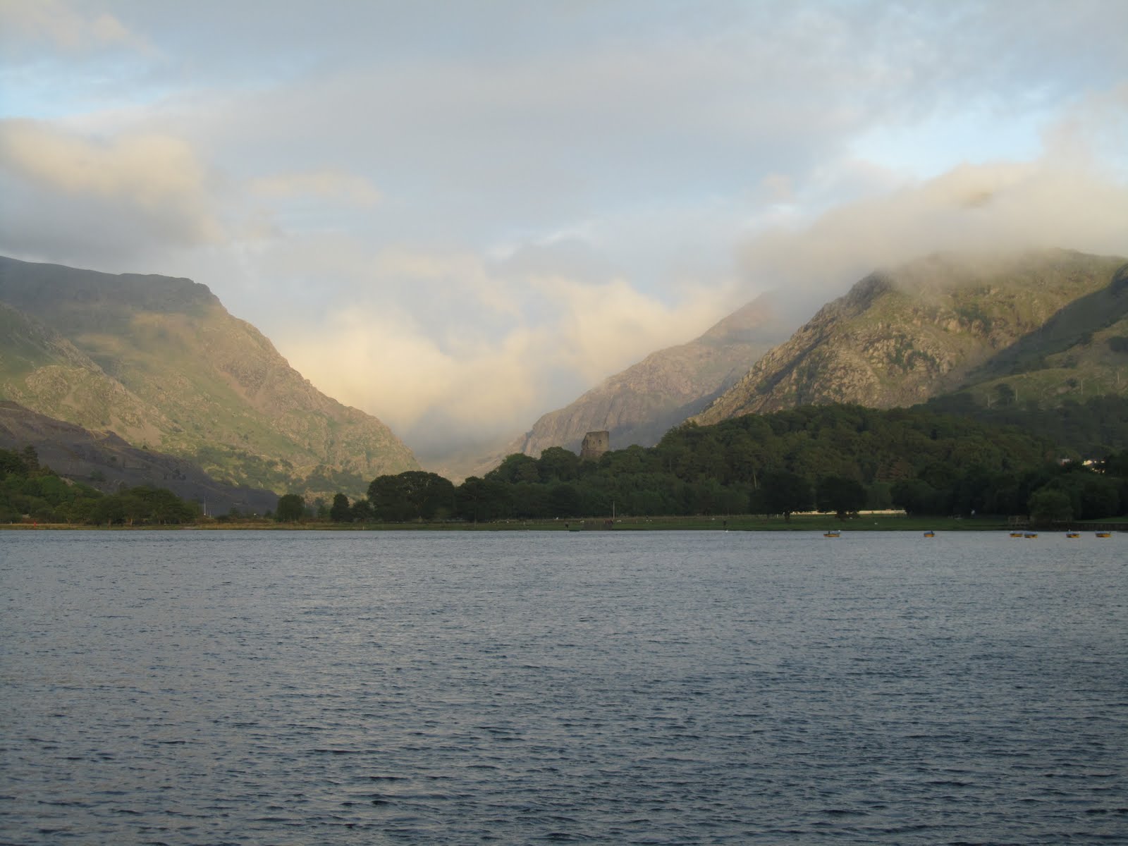 Little Sealed Packages: Llyn Padarn