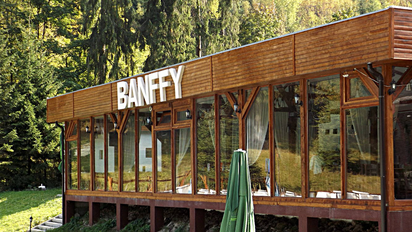 Tatiana's blog: Pensiunea Banffy din Toplița - o alegere inspirată