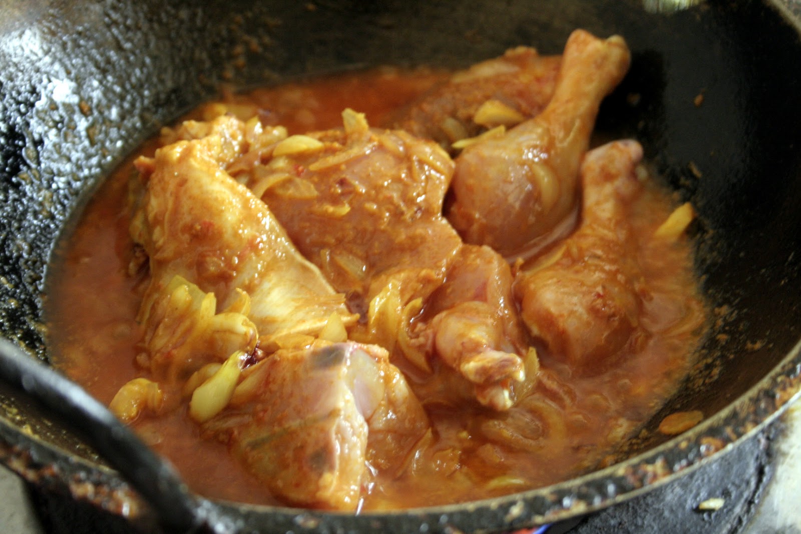 Delicacies from a Dhaka-ite: Dadi's Recipe Chicken Curry -- Tomato ...