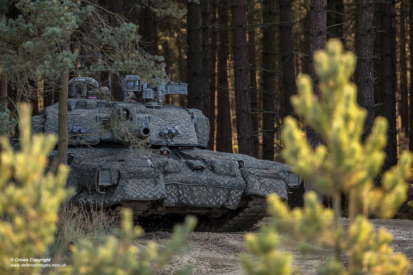 SNAFU!: Challenger 2 Theatre Entry Standard (CR2 TES) fitted with a ...