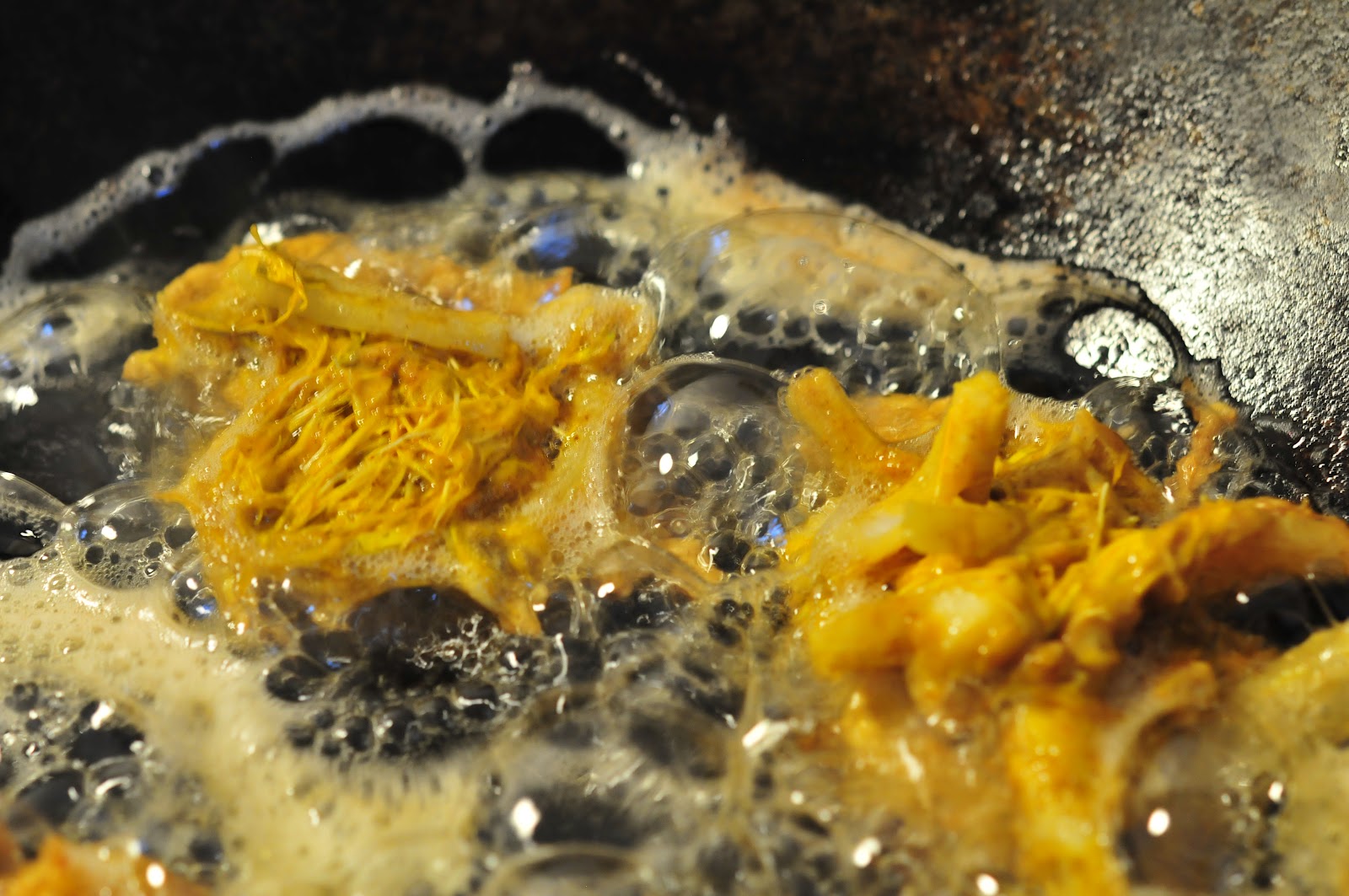 domestic sensualist: cooking with dandelions