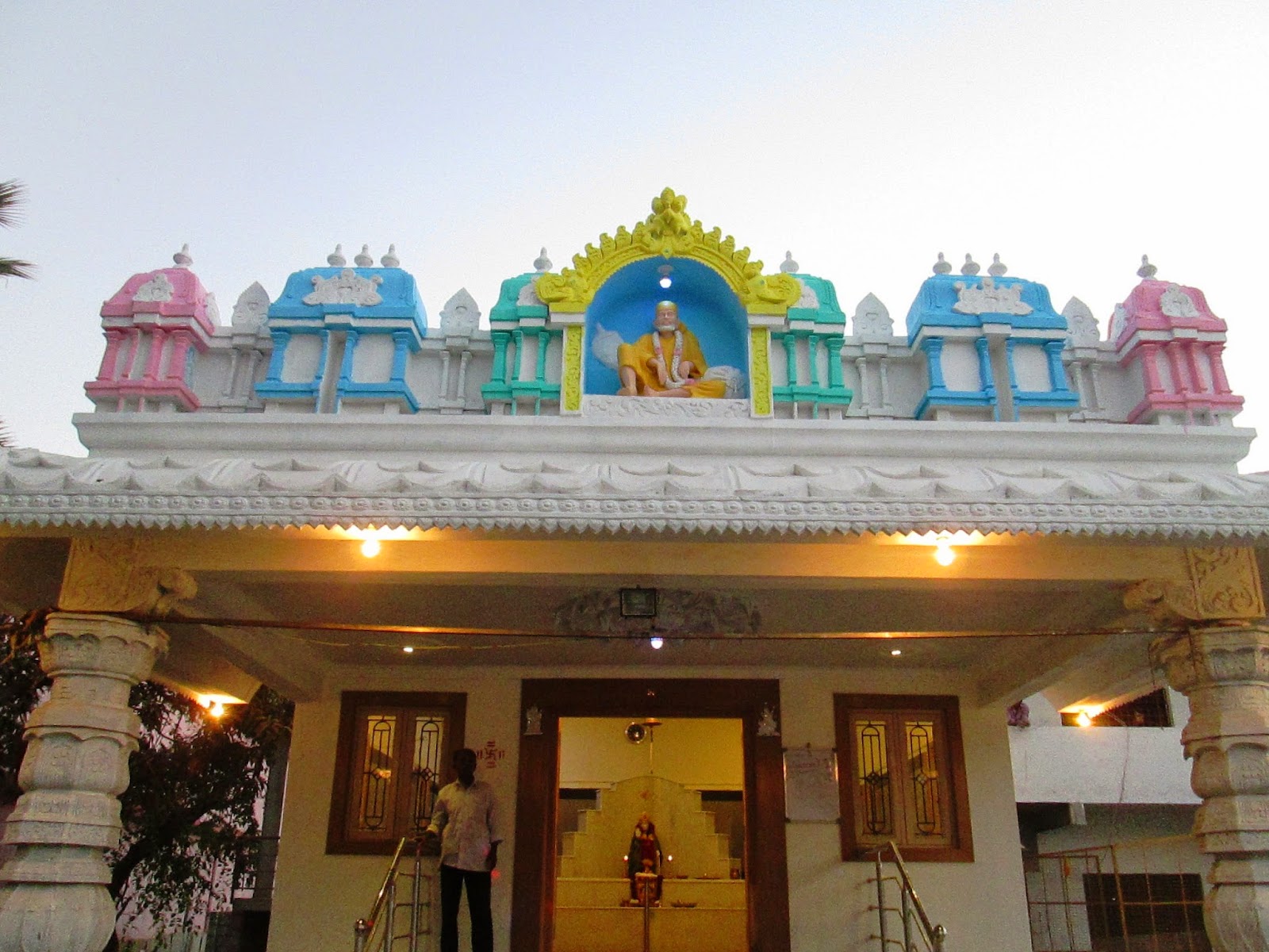 Saibaba Temples: Bangalore Kadugodi Villa Sai