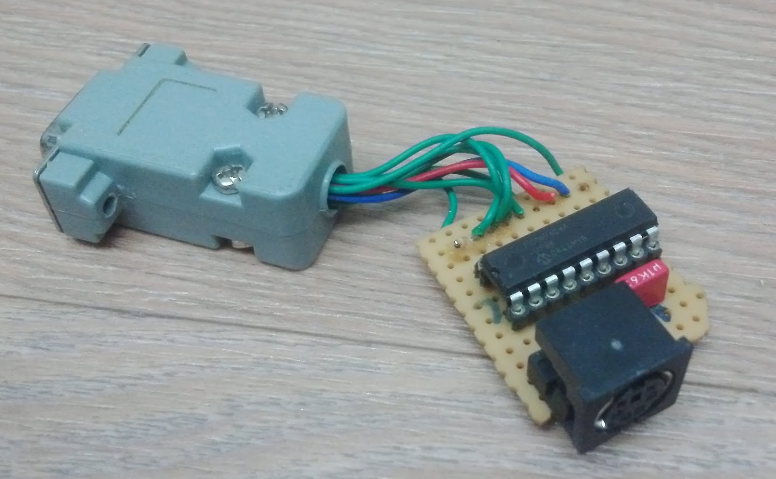 Slamy's Electronics Lab: Amiga-Wiimote-Joystick-Adapter
