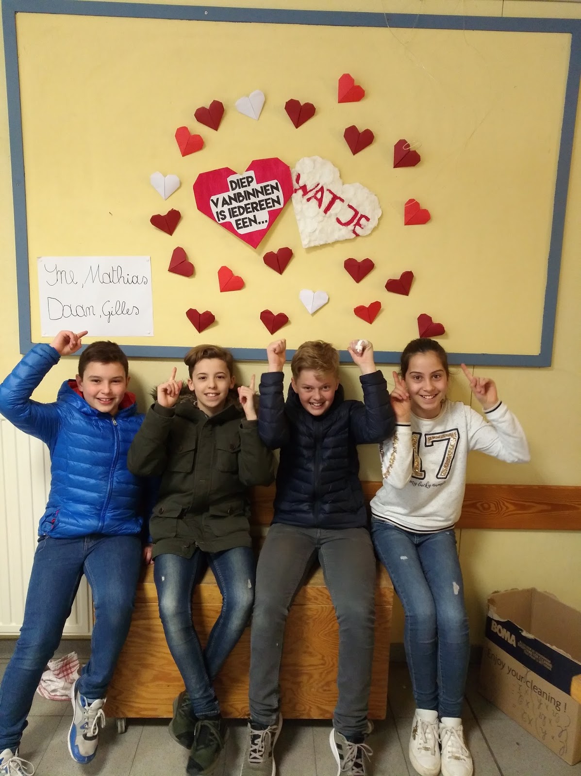 De Gazet van 6: Onze installaties! Knap gedaan, hoor :)