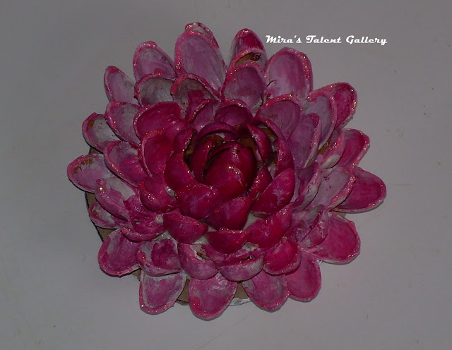 Mira's Talent Gallery @ My Hobby Lounge: Lotus flower - Pista Shell Craft