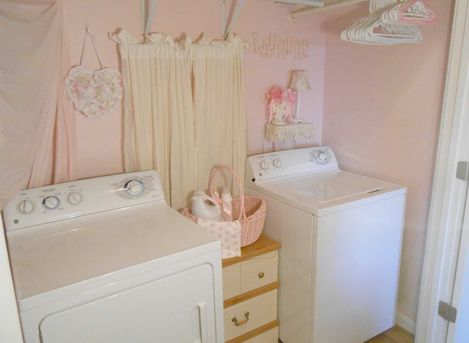 Olivia's Romantic Home: My Pink Laundry Room