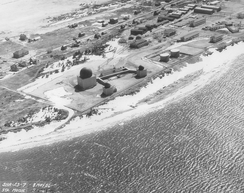 Camping Canadian: CFS Moisie and GATR Site