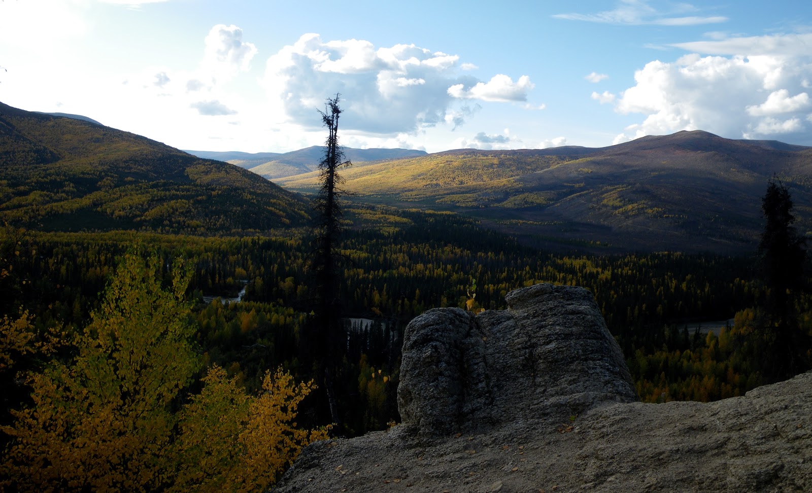 Hike up the Angel Rocks Trail