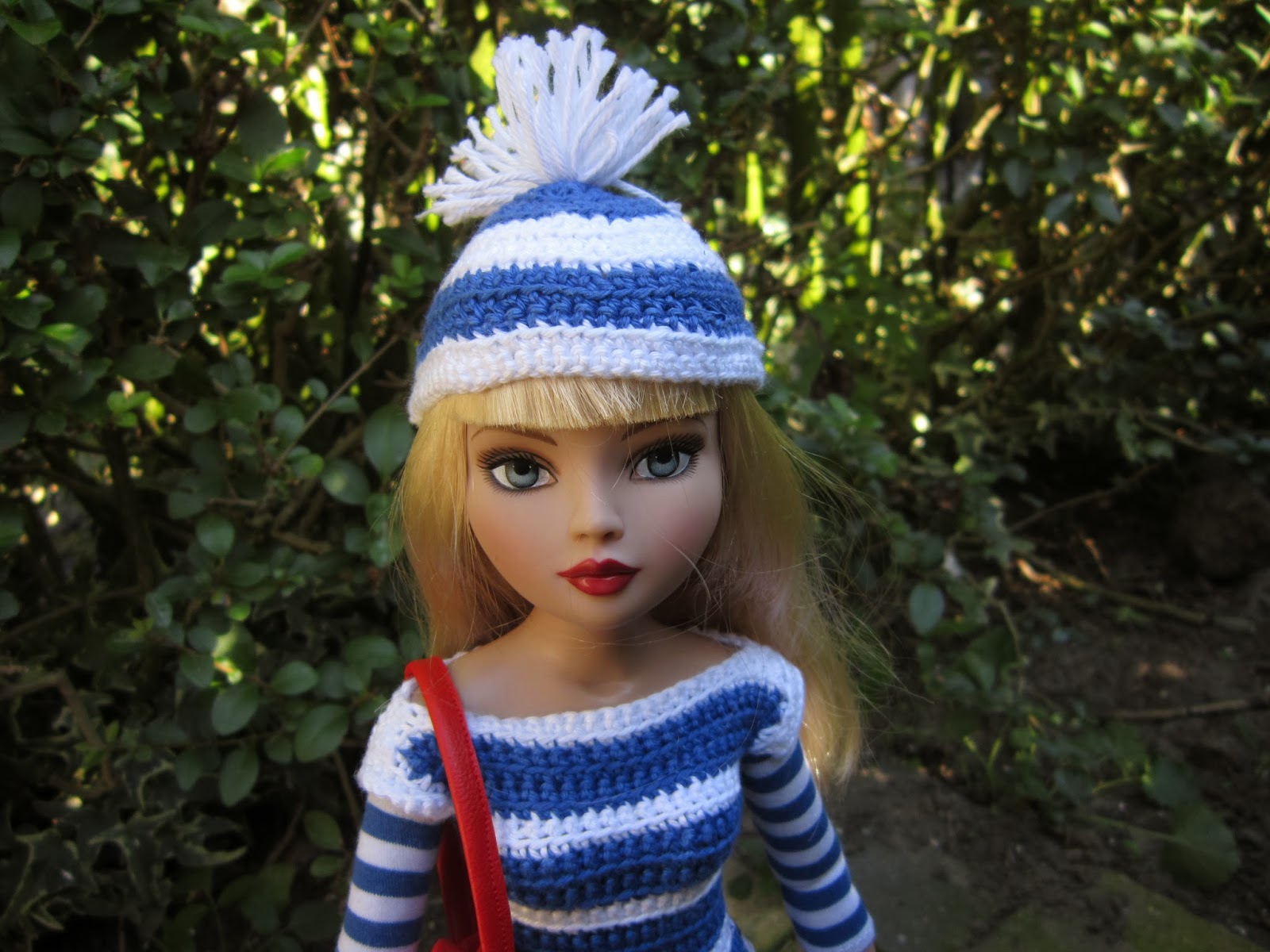 Dilly's Dolly Blog: Ellowyne Wilde, Red, White and Very Blue