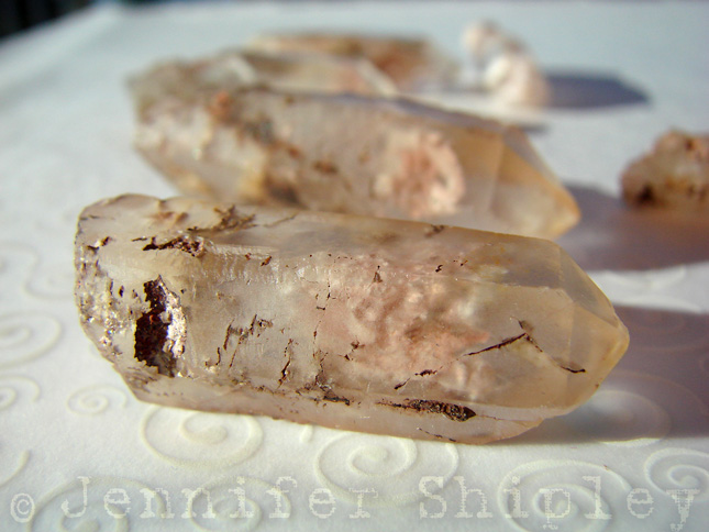 Quartz with Montmorillonite | Doodlepunk Art