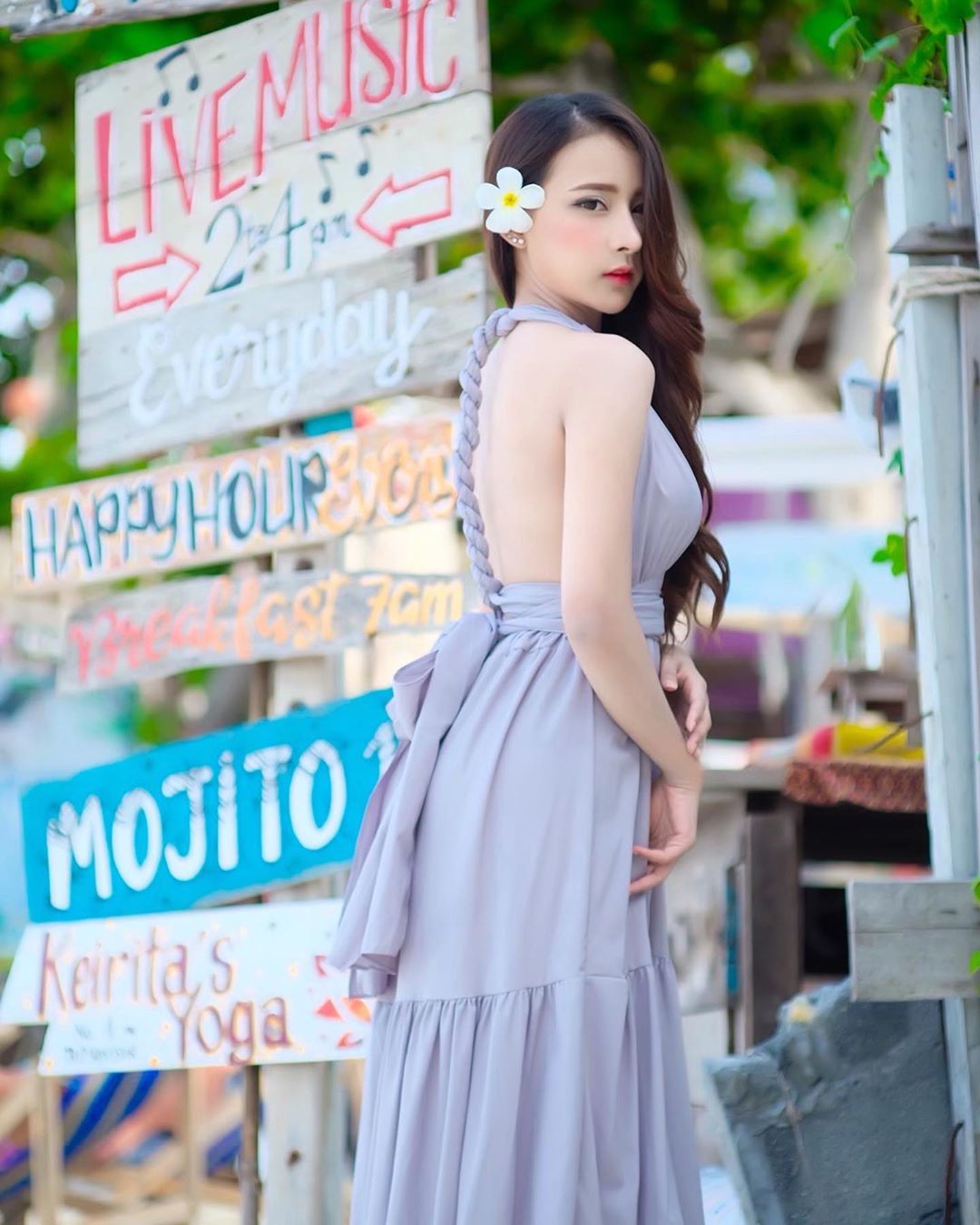 Cô gái xinh đẹp Barbie Mozz - Haitaynamkg Knowledge Humanity