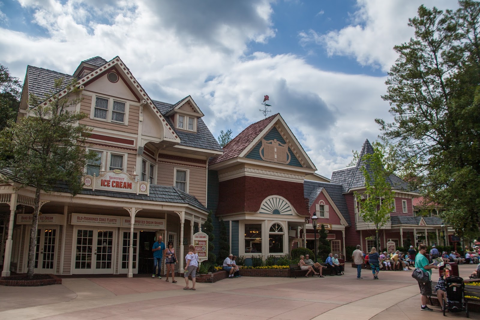 My Musings: Dollywood