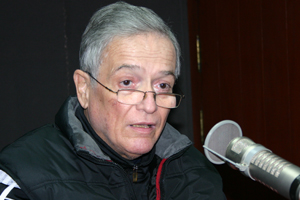 VOZ PERUANA: Henry Pease: Miopía de García es casi tan grande como su ego