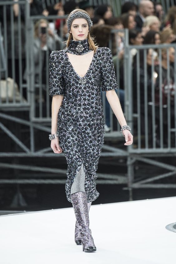 Chanel a világűrben / Chanel in outer space - CandyPop Style by Antonia ...