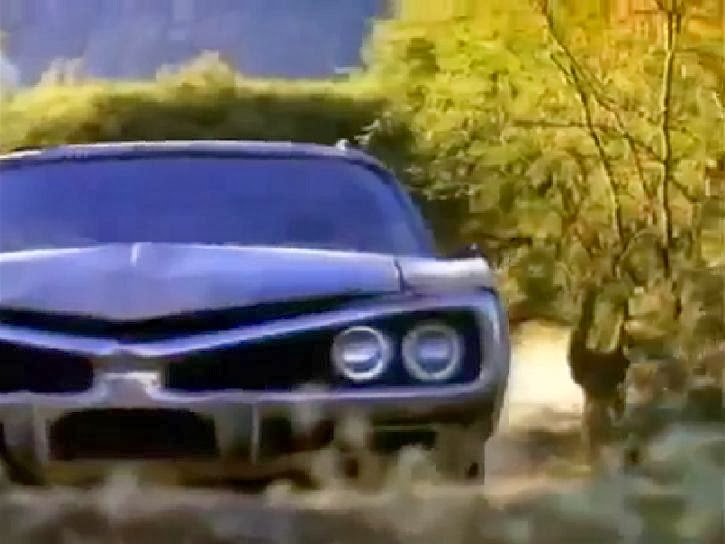 The Bloody Pit of Horror: Wheels of Terror (1990)