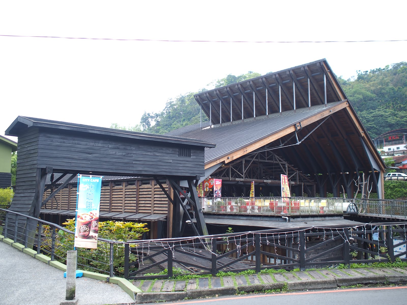 VISIT THE NOSTALGIC AND CHARMING CHECHENG TRAIN STATION IN NANTOU ...