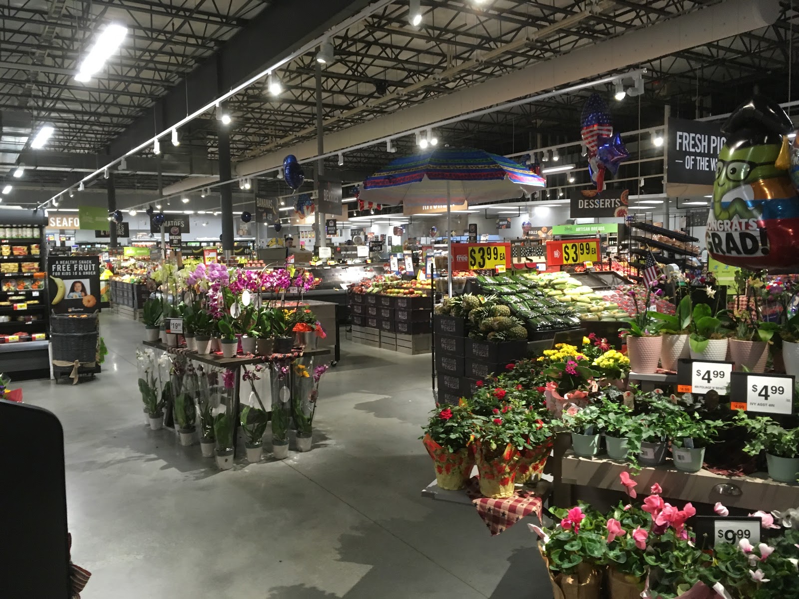 TOUR: Stop & Shop - Litchfield, CT