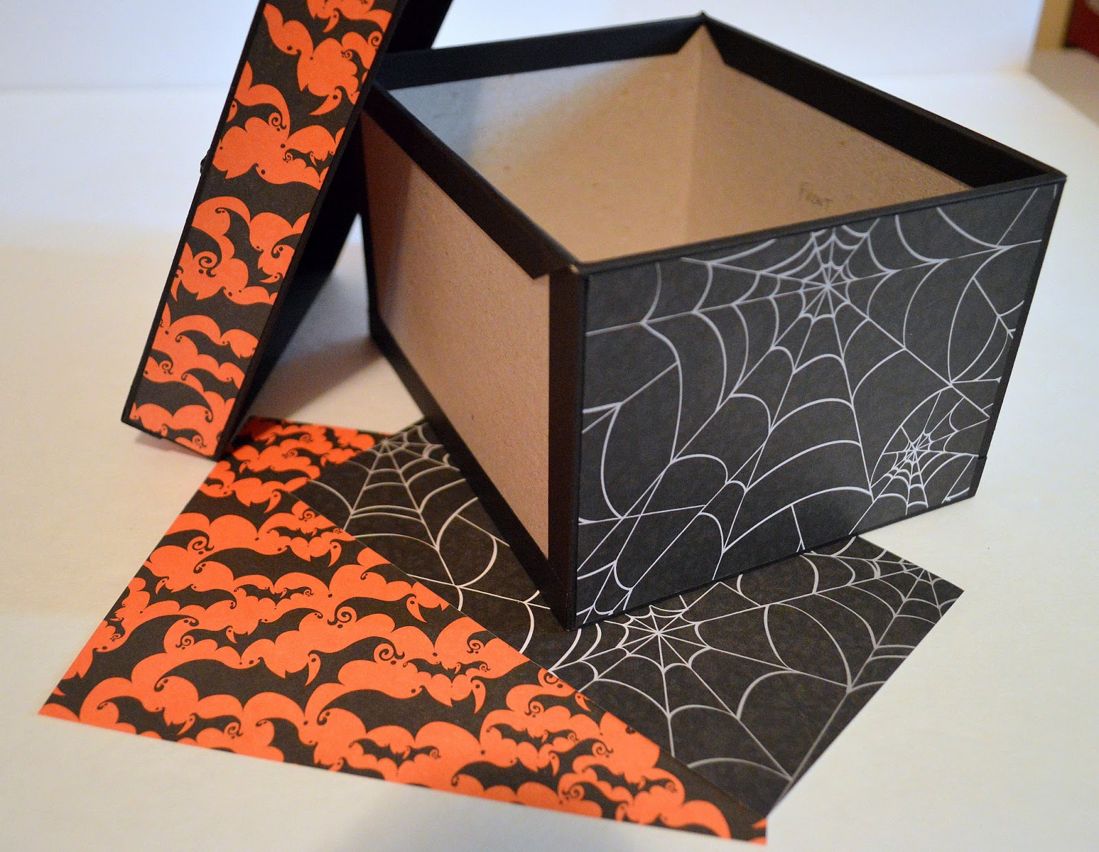 DIY HALLOWEEN RECIPE BOX!!!