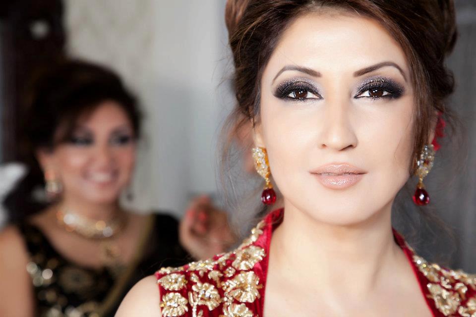 Fashion Mania : Pakistani Singer Madam Noor Jahan Beautiful Daughters Fashion Mania : Pakistani Singer Madam Noor Jahan Beautiful Daughters