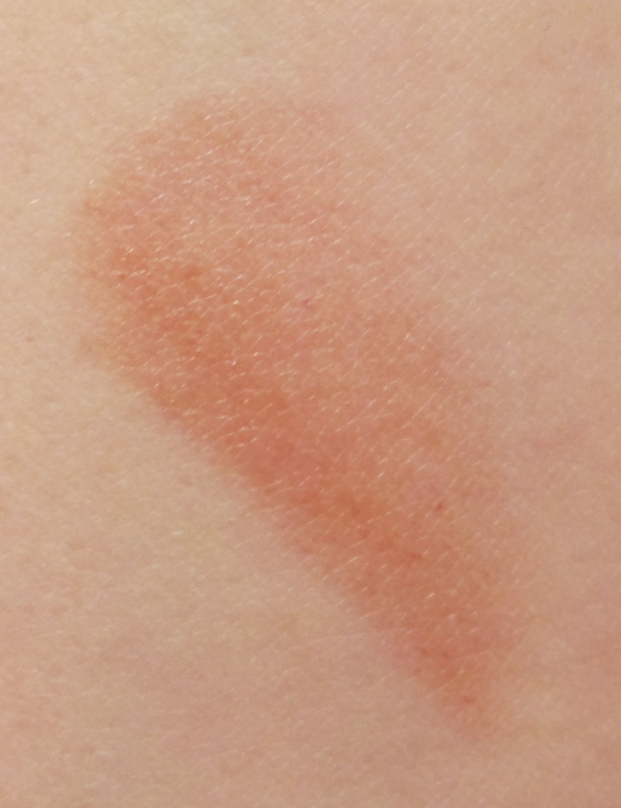 Movaline: Revlon ColorBurst Lip Butter Pink Truffle Review & Swatches Movaline: Revlon ColorBurst Lip Butter Pink Truffle Review & Swatches