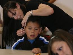 La hipoacusia Barrera para el Aprendizaje: La sordera infantil