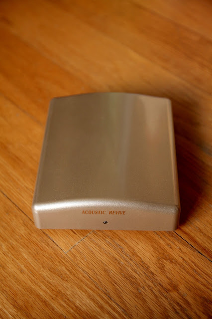 Eric's Hi-Fi Blog: Clash of the Titans - Acoustic Revive RR-777 vs ...