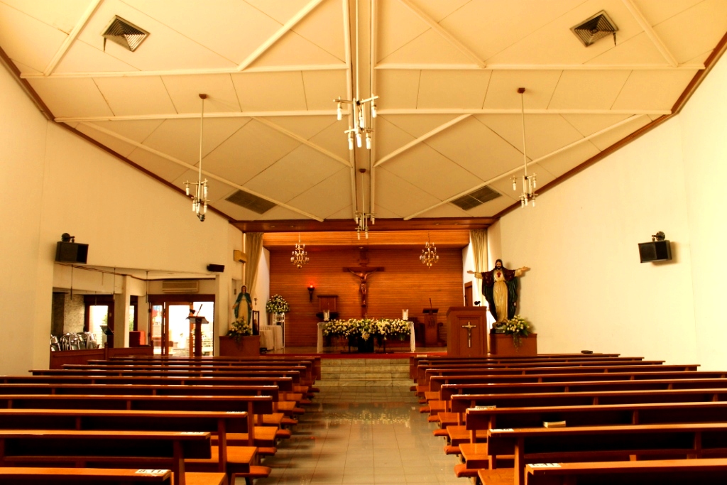 Fotografi Gereja Katolik di Indonesia: Gereja Katolik St. Maria Bunda ...