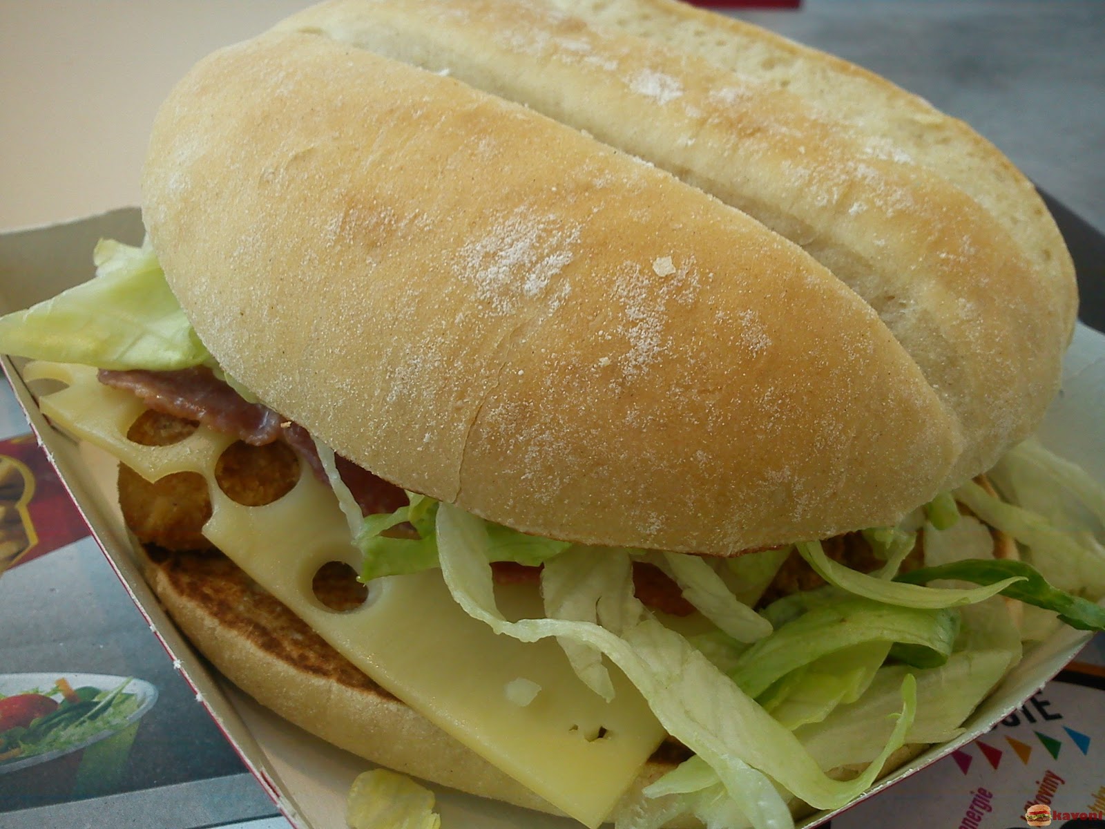 kavoniho žrádlo: Chick & Cheese, McDonald's
