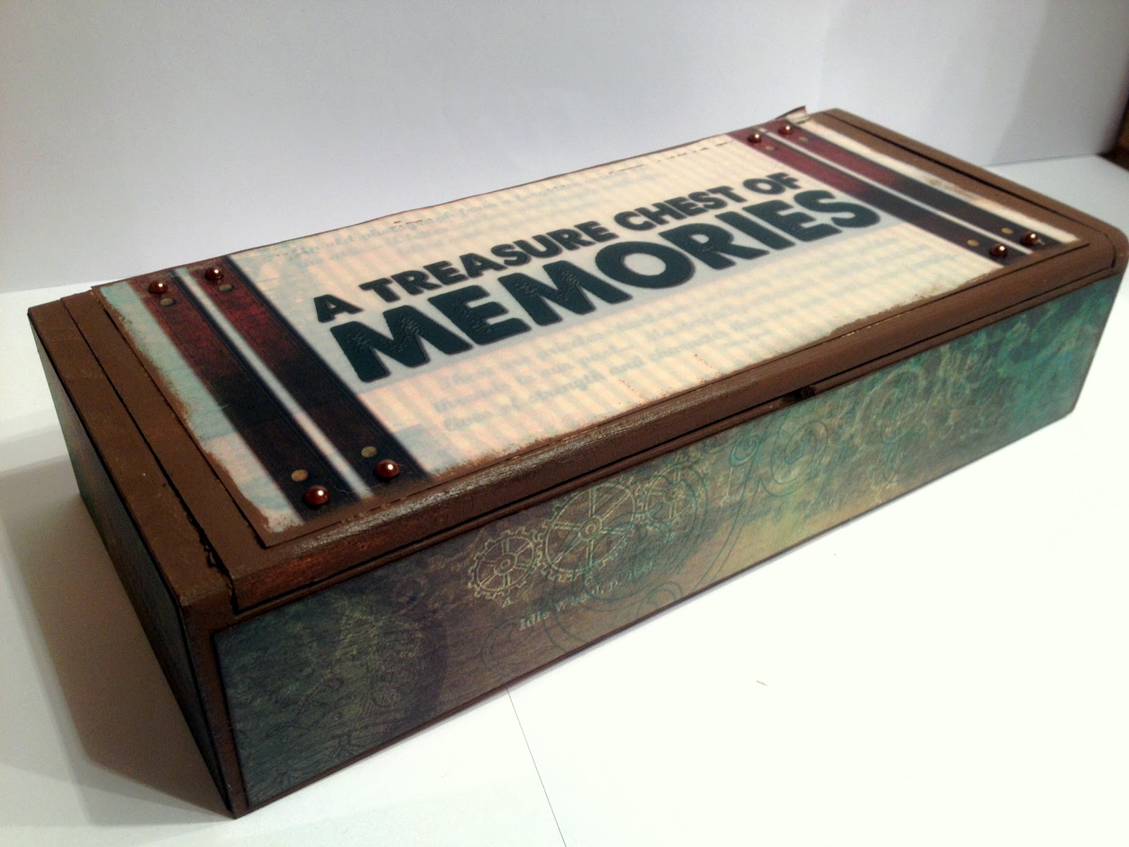 Scrap With Suzy: February 2012