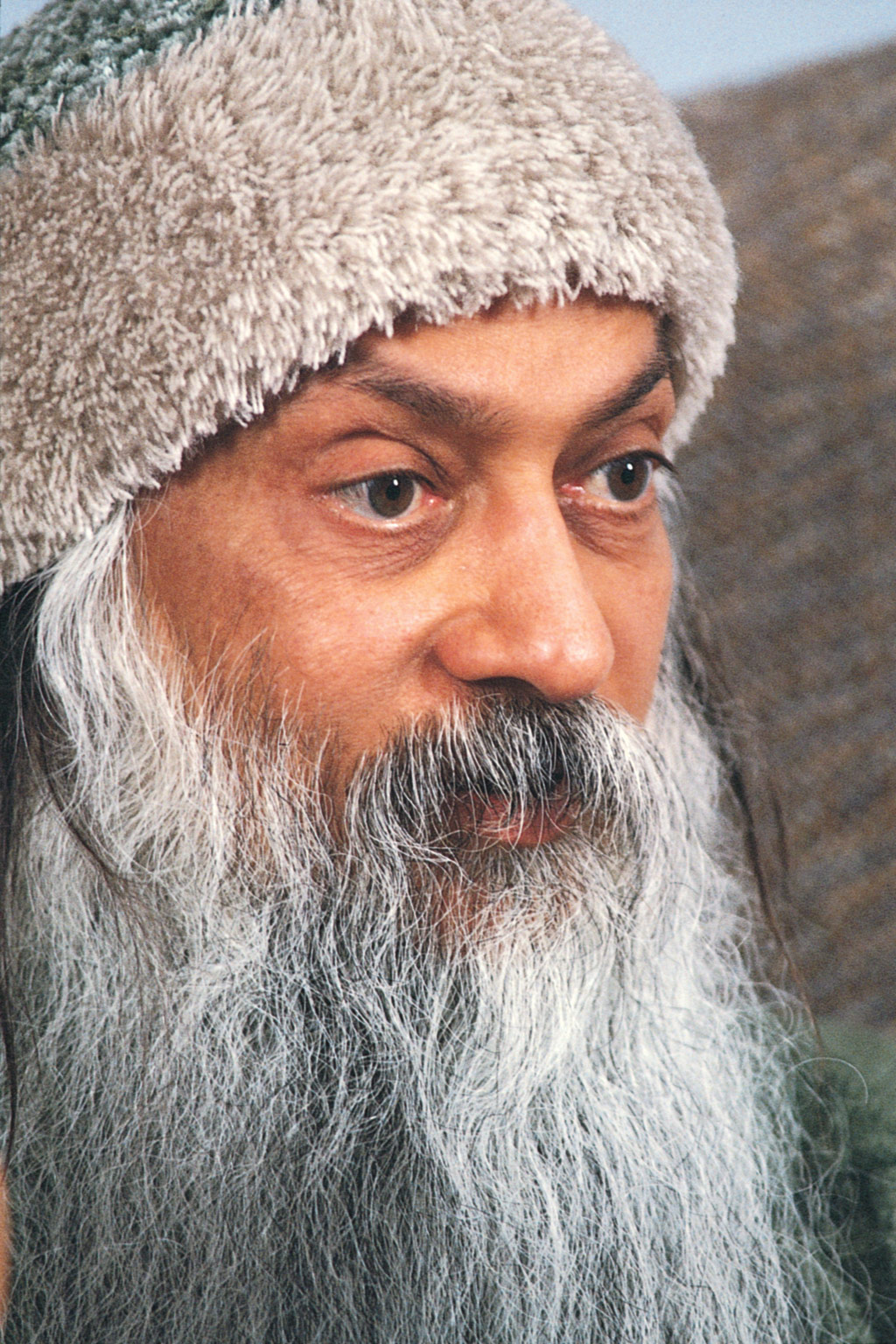 Osho's Beautiful Pictures Part-5 - Oshodhara Community