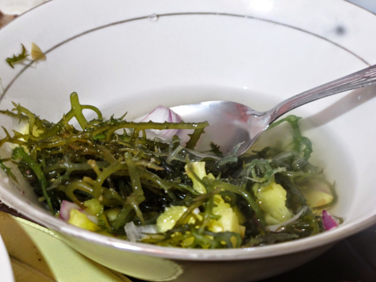 Island Garden City of Samal, Davao Del Norte: Amik, Isda Sa bato ...