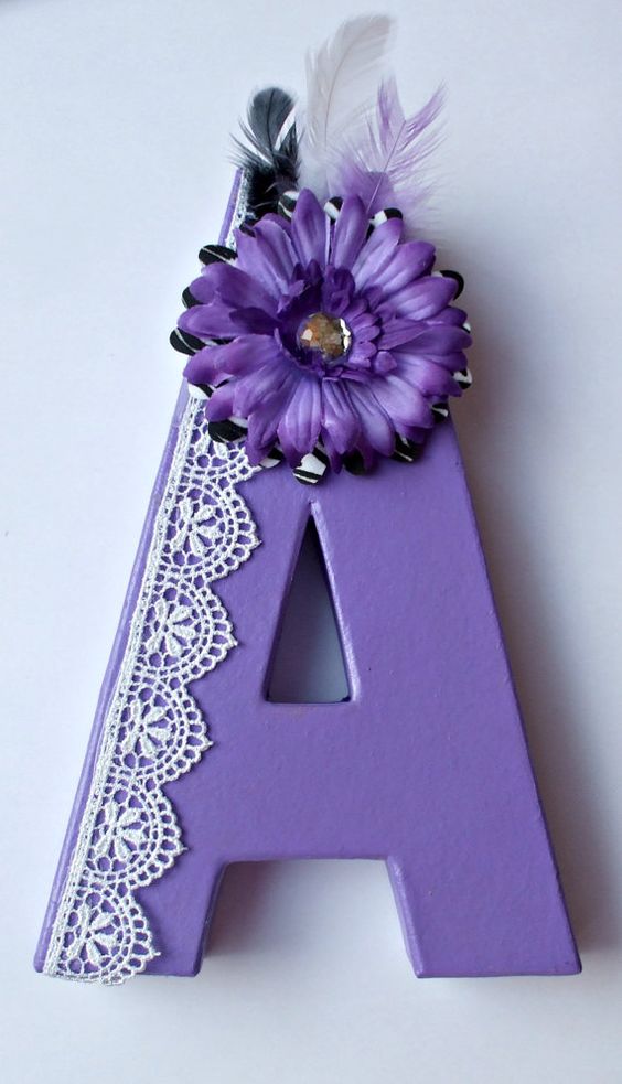 18 Ideas de letras gigantes para decorar habitaciones ~ Haz Manualidades