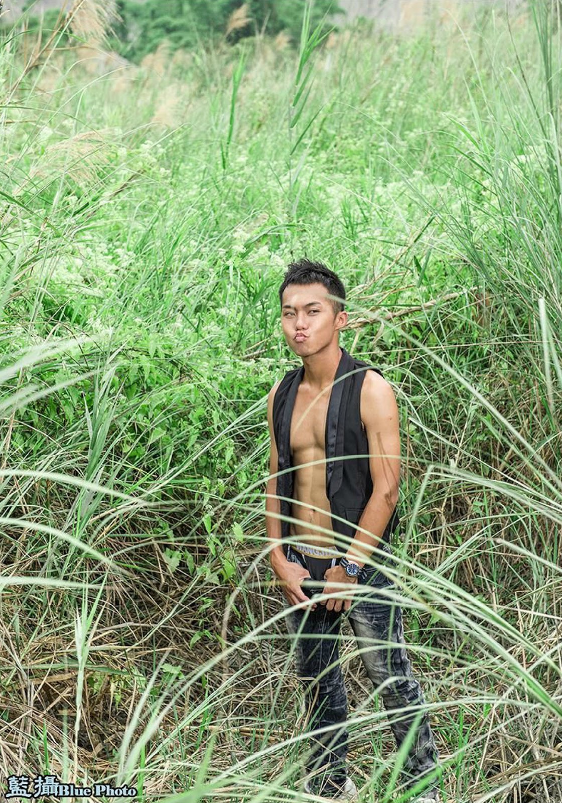 HOT MALE MODELS: Blue Photo Magazine No.1