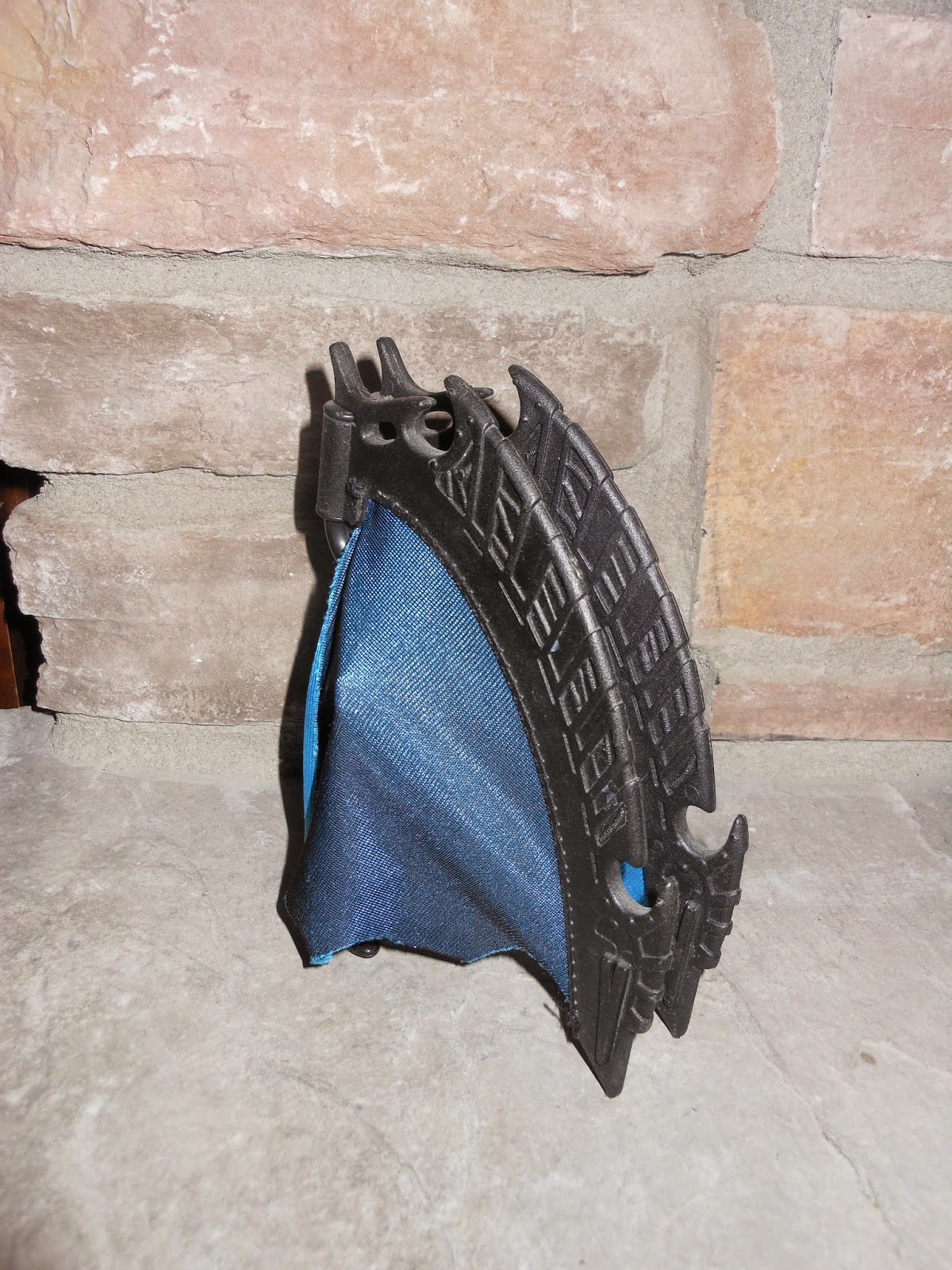 Emperor Dinobot's giant Batman figure database and review site!: Solar ...