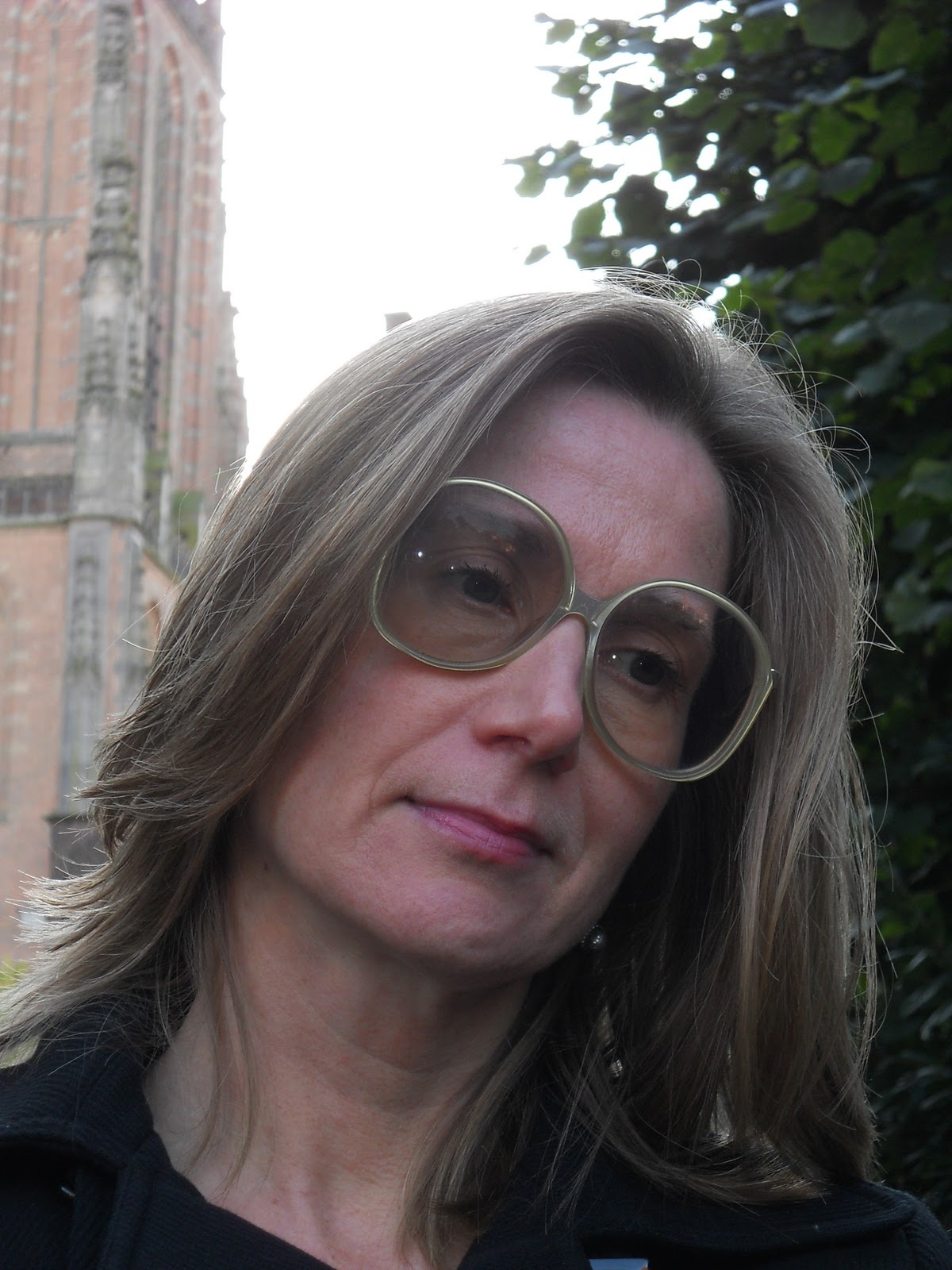 More ladies behind crystal veil: oktober 2011