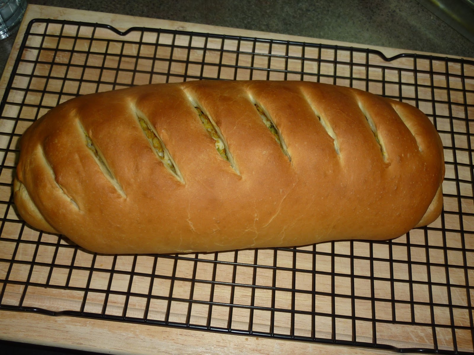 Aaha Oho: Potato Masala Bread Loaf