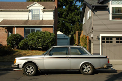 OLD PARKED CARS.: 1979 Volvo 242GT.